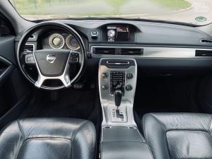 Volvo V70 2012 Viļņa, ar dzinēja tilpumu 2.00 L un nobraukumu 266 tūkst. km par 6200 €, foto 13 vietnē AUTOMOTO.COM.LV