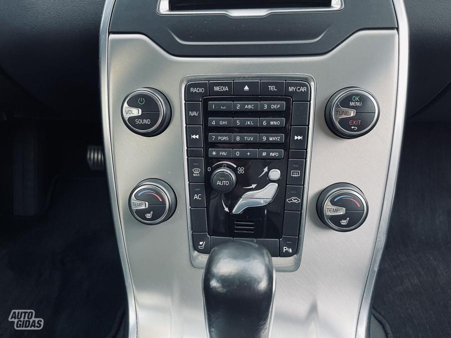 Volvo V70 2012 Viļņa, ar dzinēja tilpumu 2.00 L un nobraukumu 266 tūkst. km par 6200 €, foto 20 vietnē AUTOMOTO.COM.LV