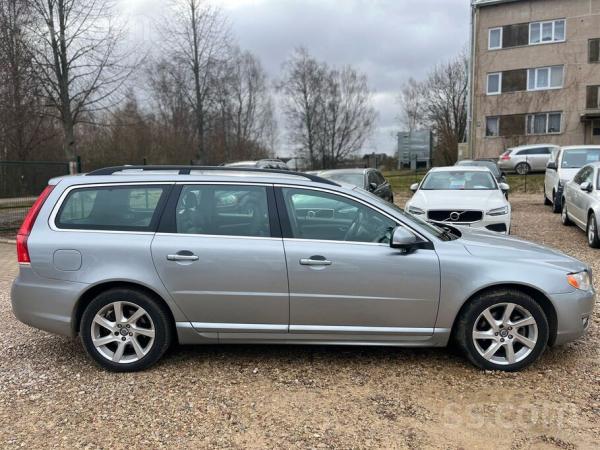 Volvo V70 2013 in Kuldiga, with an engine capacity of 2.00 L and mileage of 198 thousand km for 8190 €, photo 5 on AUTOMOTO.COM.LV