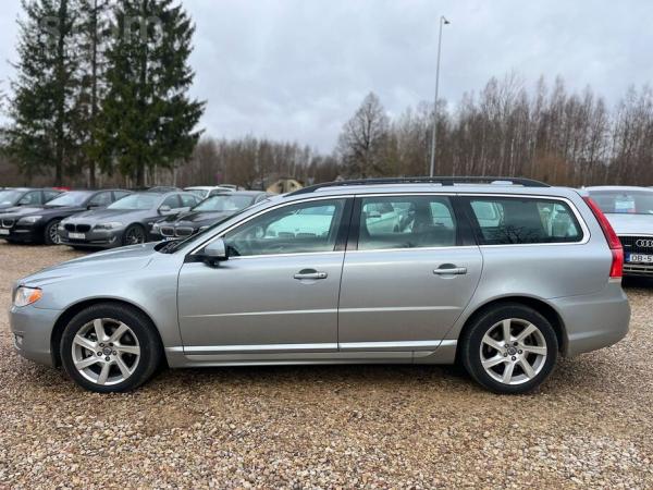 Volvo V70 2013 in Kuldiga, with an engine capacity of 2.00 L and mileage of 198 thousand km for 8190 €, photo 6 on AUTOMOTO.COM.LV