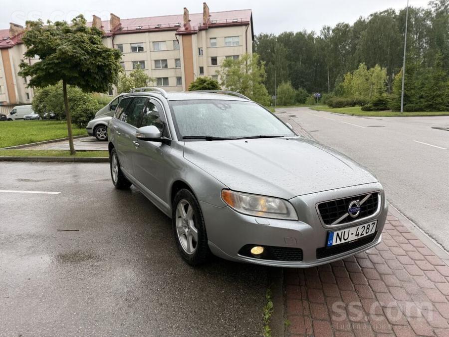 Volvo V70 2013 Aizkraukle, ar dzinēja tilpumu 2.00 L un nobraukumu 0 tūkst. km par 5950 €, foto 2 vietnē AUTOMOTO.COM.LV