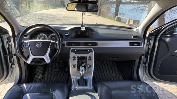 Volvo V70 2013 Ludza, ar dzinēja tilpumu 2.00 L un nobraukumu 248 tūkst. km par 6950 €, foto 5 vietnē AUTOMOTO.COM.LV