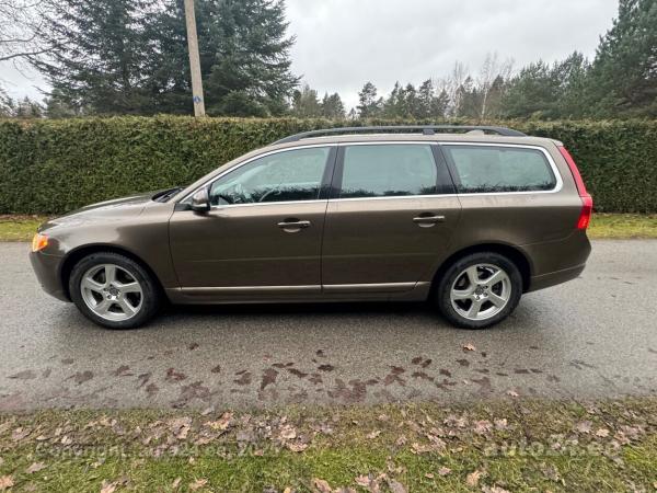 Volvo V70 2013 in Tallinn, with an engine capacity of 2.40 L and mileage of 176 thousand km for 9500 €, photo 6 on AUTOMOTO.COM.LV