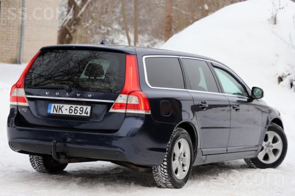 Volvo V70 2013 Tukums, ar dzinēja tilpumu 2.00 L un nobraukumu 217 tūkst. km par 6450 €, foto 4 vietnē AUTOMOTO.COM.LV