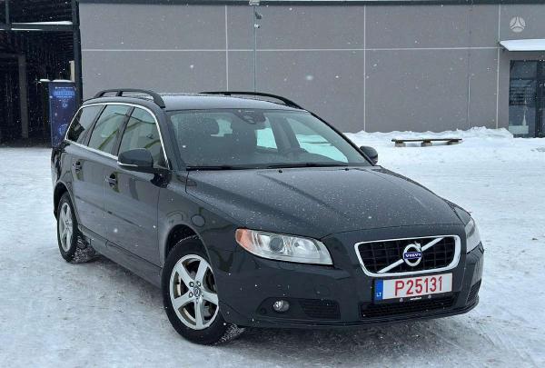 Volvo V70 2013 Viļņa, ar dzinēja tilpumu 2.00 L un nobraukumu 289 tūkst. km par 5650 €, foto 1 vietnē AUTOMOTO.COM.LV
