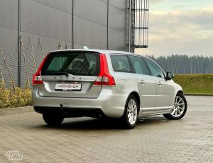 Volvo V70 2013 in Vilnius, with an engine capacity of 1.60 L and mileage of 300 thousand km for 6250 €, photo 10 on AUTOMOTO.COM.LV