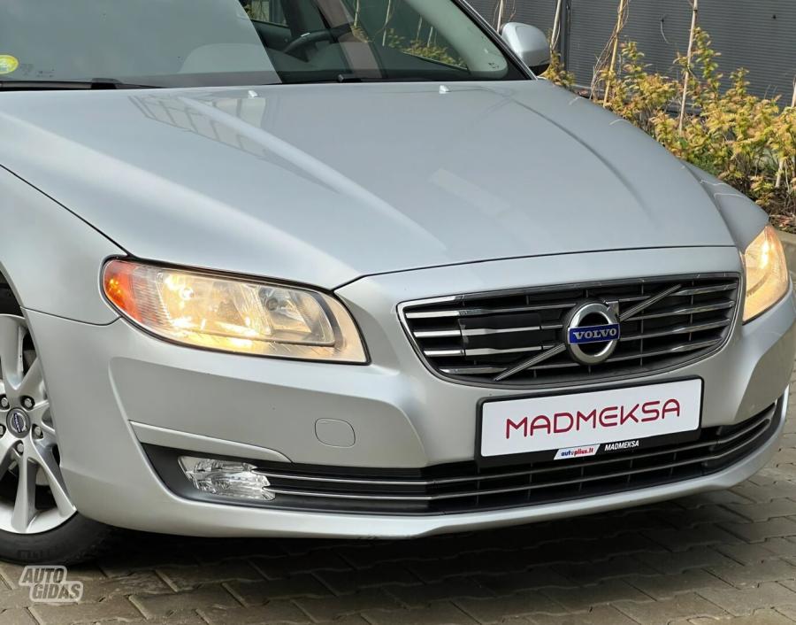 Volvo V70 2013 in Vilnius, with an engine capacity of 1.60 L and mileage of 300 thousand km for 6250 €, photo 13 on AUTOMOTO.COM.LV
