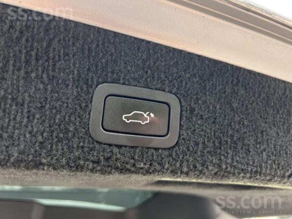 Volvo V70 2013 in Limbazi, with an engine capacity of 2.00 L and mileage of 288 thousand km for 3350 €, photo 8 on AUTOMOTO.COM.LV
