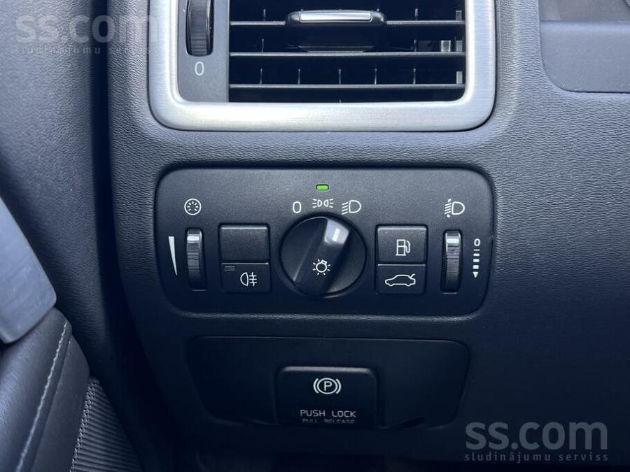 Volvo V70 2013 in Limbazi, with an engine capacity of 2.00 L and mileage of 288 thousand km for 3350 €, photo 22 on AUTOMOTO.COM.LV