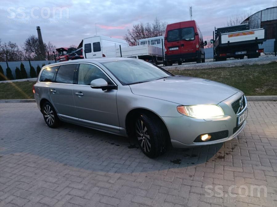 Вольво В70 2013 в Лудза, объемом двигателя 2.00 л и пробегом 269 тыс. км за 6150 €, фото 3 на AUTOMOTO.COM.LV