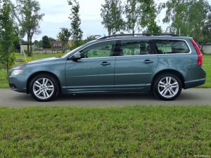 Volvo V70 2013 in Ukmerge, with an engine capacity of 2.00 L and mileage of 275 thousand km for 5950 €, photo 4 on AUTOMOTO.COM.LV