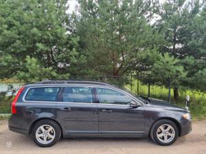 Volvo V70 2013 in Kaunas, with an engine capacity of 2.00 L and mileage of 327 thousand km for 5890 €, photo 4 on AUTOMOTO.COM.LV