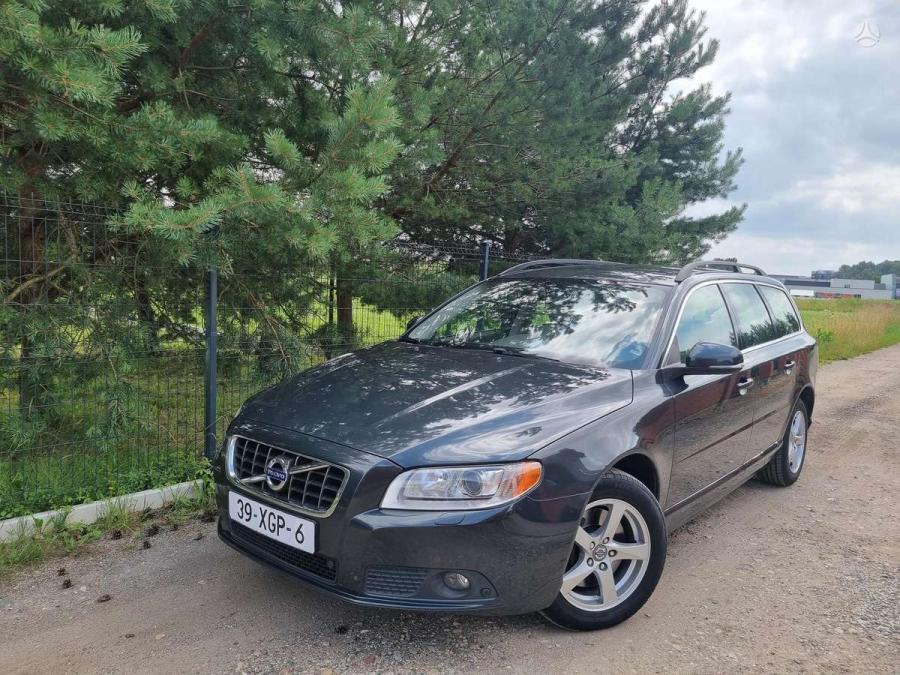 Volvo V70 2013 in Kaunas, with an engine capacity of 2.00 L and mileage of 327 thousand km for 5890 €, photo 7 on AUTOMOTO.COM.LV