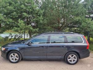 Volvo V70 2013 in Kaunas, with an engine capacity of 2.00 L and mileage of 327 thousand km for 5890 €, photo 8 on AUTOMOTO.COM.LV