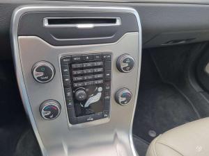 Volvo V70 2013 in Kaunas, with an engine capacity of 2.00 L and mileage of 327 thousand km for 5890 €, photo 21 on AUTOMOTO.COM.LV