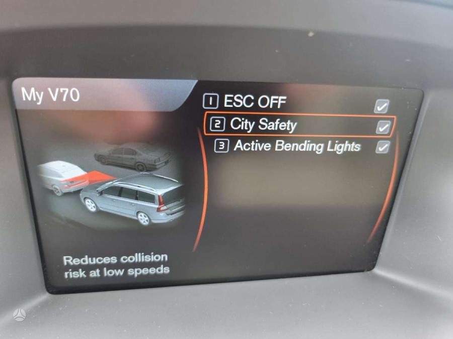 Volvo V70 2013 in Kaunas, with an engine capacity of 2.00 L and mileage of 327 thousand km for 5890 €, photo 24 on AUTOMOTO.COM.LV