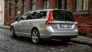 Volvo V70 2014 in Riga, with an engine capacity of 2.00 L and mileage of 222 thousand km for 5950 €, photo 3 on AUTOMOTO.COM.LV