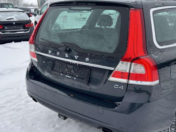 Volvo V70 2014 Kėdainiai, ar dzinēja tilpumu 1.97 L un nobraukumu 272 tūkst. km par 5700 €, foto 10 vietnē AUTOMOTO.COM.LV