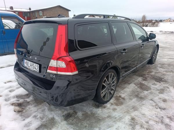 Volvo V70 2014 Kauņa, ar dzinēja tilpumu 2.00 L un nobraukumu 296 tūkst. km par 5600 €, foto 4 vietnē AUTOMOTO.COM.LV