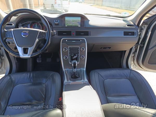 Volvo V70 2014 in Tallinn, with an engine capacity of 2.00 L and mileage of 0 thousand km for 3330 €, photo 7 on AUTOMOTO.COM.LV