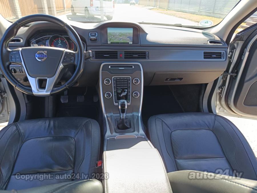 Volvo V70 2014 Tallina, ar dzinēja tilpumu 2.00 L un nobraukumu 0 tūkst. km par 3330 €, foto 8 vietnē AUTOMOTO.COM.LV