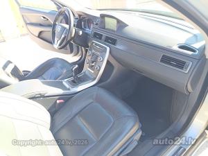 Volvo V70 2014 Tallina, ar dzinēja tilpumu 2.00 L un nobraukumu 0 tūkst. km par 3330 €, foto 12 vietnē AUTOMOTO.COM.LV