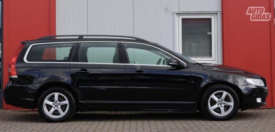 Volvo V70 2014 in Taurage, with an engine capacity of 2.00 L and mileage of 360 thousand km for 4900 €, photo 4 on AUTOMOTO.COM.LV