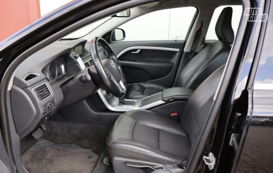 Volvo V70 2014 in Taurage, with an engine capacity of 2.00 L and mileage of 360 thousand km for 4900 €, photo 8 on AUTOMOTO.COM.LV