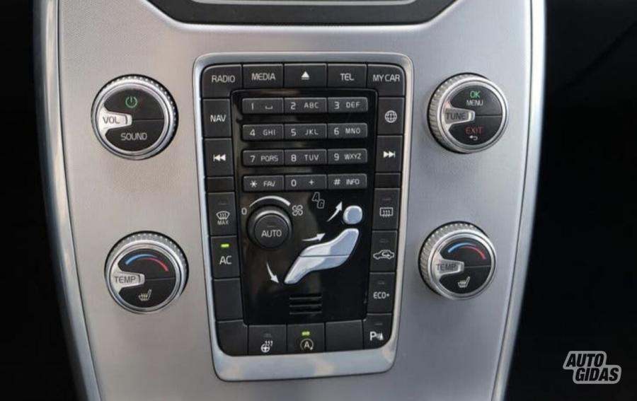 Volvo V70 2014 in Taurage, with an engine capacity of 2.00 L and mileage of 360 thousand km for 4900 €, photo 12 on AUTOMOTO.COM.LV