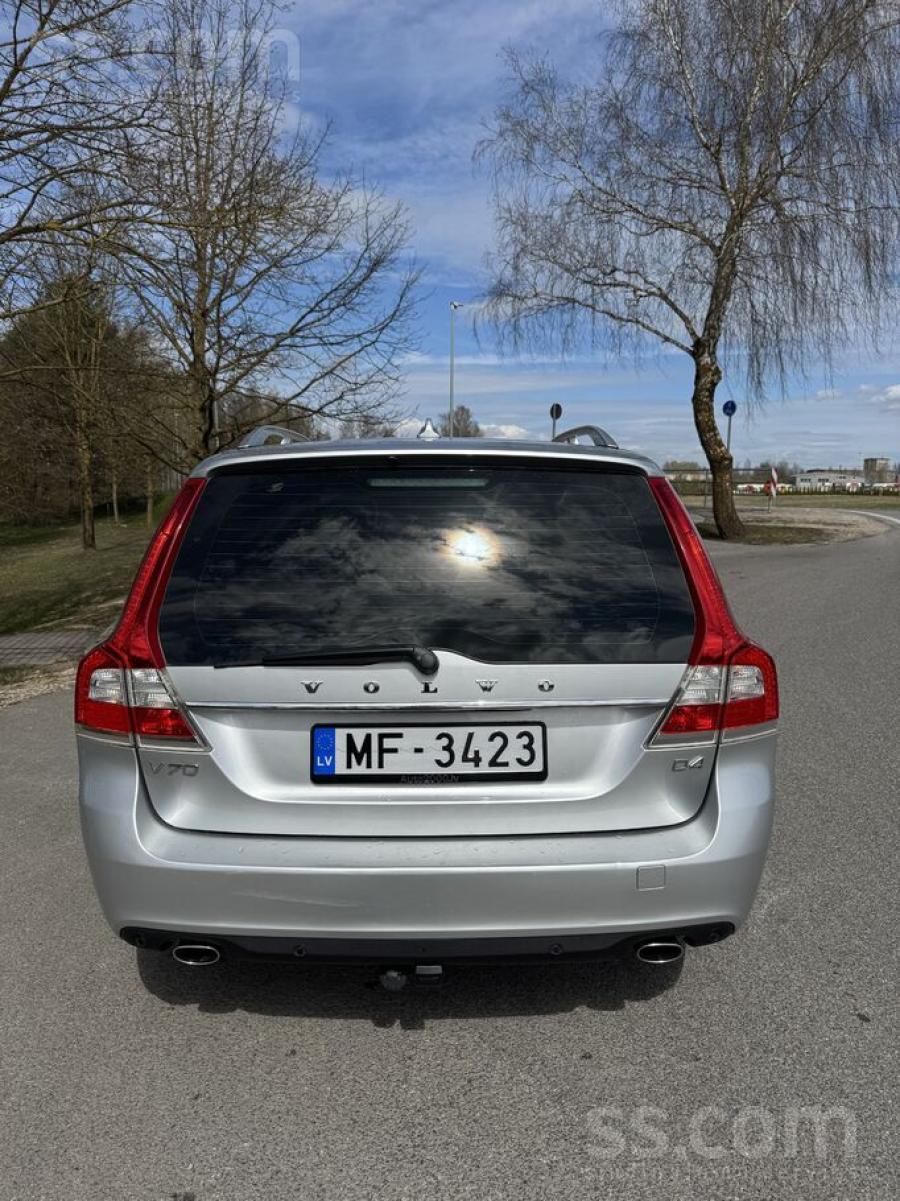 Volvo V70 2014 Jelgava, ar dzinēja tilpumu 2.00 L un nobraukumu 263 tūkst. km par 7000 €, foto 6 vietnē AUTOMOTO.COM.LV