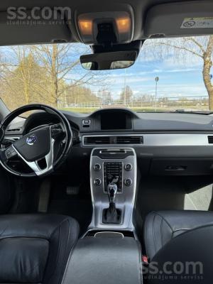 Volvo V70 2014 Jelgava, ar dzinēja tilpumu 2.00 L un nobraukumu 263 tūkst. km par 7000 €, foto 14 vietnē AUTOMOTO.COM.LV