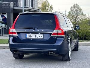 Volvo V70 2014 in Riga, with an engine capacity of 2.00 L and mileage of 243 thousand km for 5950 €, photo 8 on AUTOMOTO.COM.LV