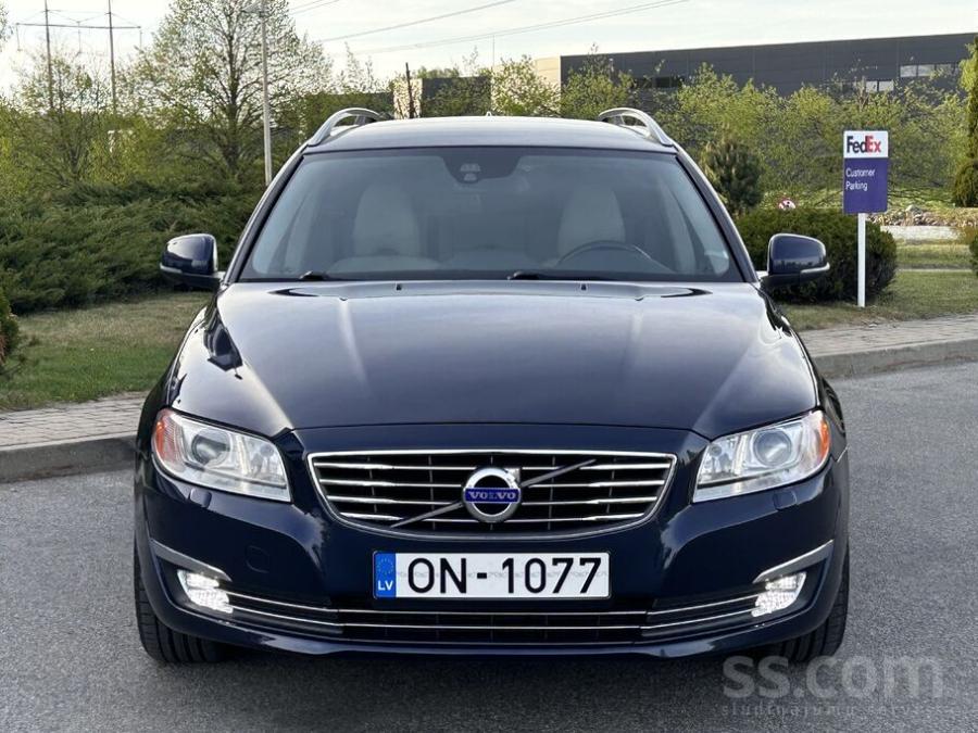 Volvo V70 2014 in Riga, with an engine capacity of 2.00 L and mileage of 243 thousand km for 5950 €, photo 10 on AUTOMOTO.COM.LV