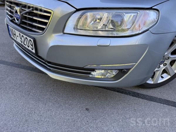 Volvo V70 2014 Rīga, ar dzinēja tilpumu 2.00 L un nobraukumu 282 tūkst. km par 7100 €, foto 3 vietnē AUTOMOTO.COM.LV