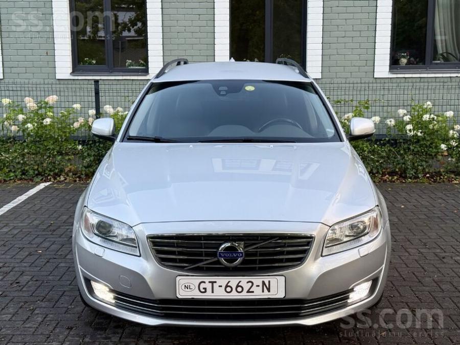 Volvo V70 2014 in Riga, with an engine capacity of 2.00 L and mileage of 284 thousand km for 6750 €, photo 3 on AUTOMOTO.COM.LV