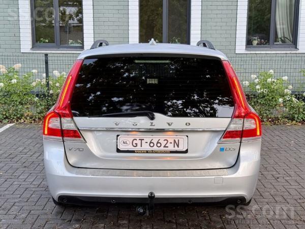 Volvo V70 2014 Rīga, ar dzinēja tilpumu 2.00 L un nobraukumu 284 tūkst. km par 6750 €, foto 5 vietnē AUTOMOTO.COM.LV