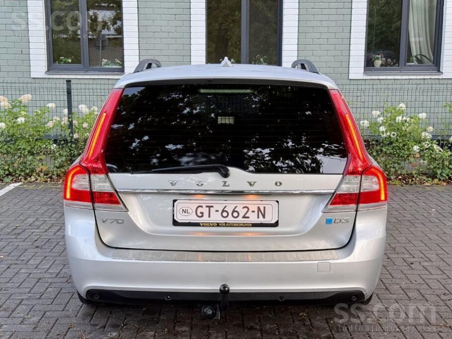 Volvo V70 2014 in Riga, with an engine capacity of 2.00 L and mileage of 284 thousand km for 6750 €, photo 6 on AUTOMOTO.COM.LV