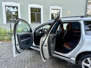 Volvo V70 2014 in Riga, with an engine capacity of 2.00 L and mileage of 284 thousand km for 6750 €, photo 8 on AUTOMOTO.COM.LV