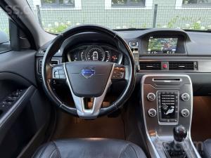 Volvo V70 2014 in Riga, with an engine capacity of 2.00 L and mileage of 284 thousand km for 6750 €, photo 19 on AUTOMOTO.COM.LV