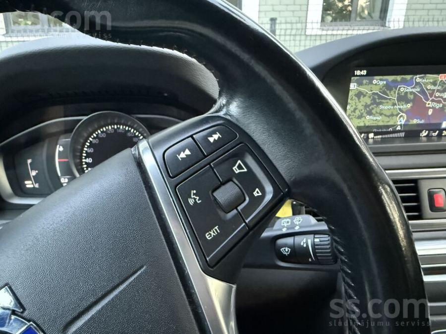 Volvo V70 2014 in Riga, with an engine capacity of 2.00 L and mileage of 284 thousand km for 6750 €, photo 21 on AUTOMOTO.COM.LV