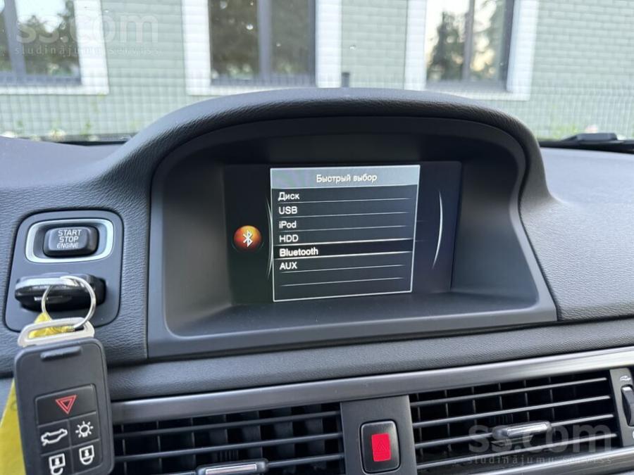 Volvo V70 2014 in Riga, with an engine capacity of 2.00 L and mileage of 284 thousand km for 6750 €, photo 29 on AUTOMOTO.COM.LV