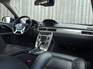 Volvo V70 2014 Tukums, ar dzinēja tilpumu 2.00 L un nobraukumu 0 tūkst. km par 5900 €, foto 6 vietnē AUTOMOTO.COM.LV