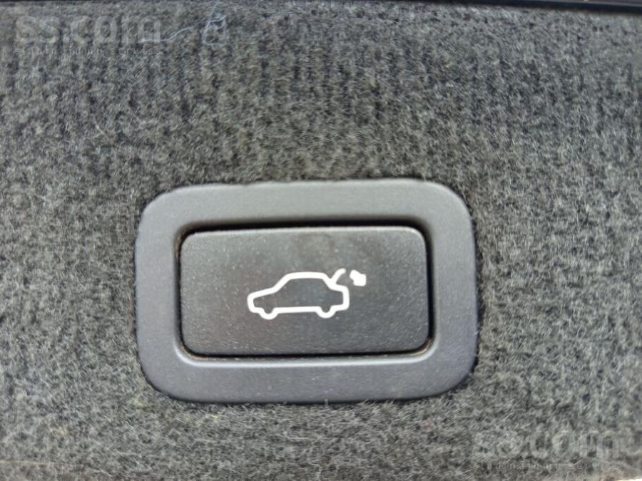 Volvo V70 2014 Tukums, ar dzinēja tilpumu 2.00 L un nobraukumu 0 tūkst. km par 5900 €, foto 13 vietnē AUTOMOTO.COM.LV