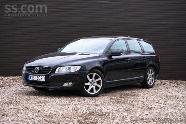 Volvo V70 2015 Rīga, ar dzinēja tilpumu 2.00 L un nobraukumu 0 tūkst. km par 9800 €, foto 1 vietnē AUTOMOTO.COM.LV
