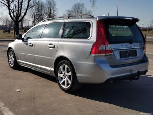Volvo V70 2015 in Ukmerge, with an engine capacity of 2.00 L and mileage of 290 thousand km for 7650 €, photo 4 on AUTOMOTO.COM.LV