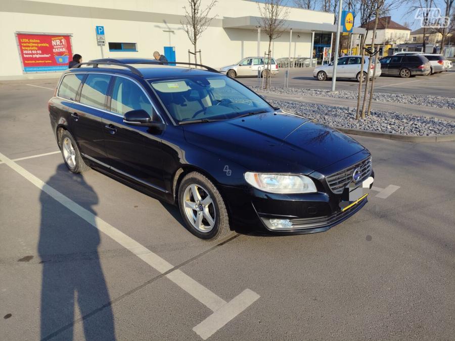 Volvo V70 2015 in Vilnius, with an engine capacity of 2.00 L and mileage of 270 thousand km for 7000 €, photo 2 on AUTOMOTO.COM.LV