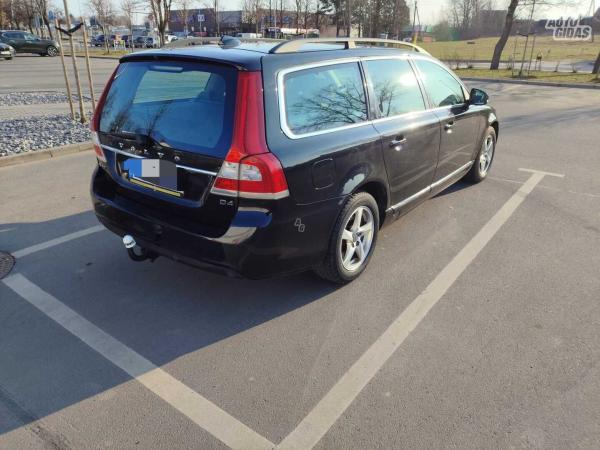 Volvo V70 2015 Viļņa, ar dzinēja tilpumu 2.00 L un nobraukumu 270 tūkst. km par 7000 €, foto 4 vietnē AUTOMOTO.COM.LV