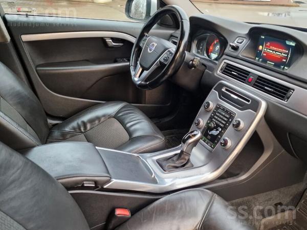 Volvo V70 2015 Rīga, ar dzinēja tilpumu 2.00 L un nobraukumu 280 tūkst. km par 5700 €, foto 6 vietnē AUTOMOTO.COM.LV