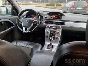 Volvo V70 2015 Rīga, ar dzinēja tilpumu 2.00 L un nobraukumu 280 tūkst. km par 5700 €, foto 9 vietnē AUTOMOTO.COM.LV