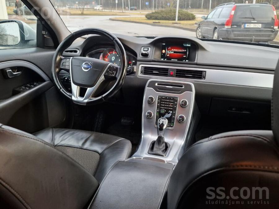 Volvo V70 2015 Rīga, ar dzinēja tilpumu 2.00 L un nobraukumu 280 tūkst. km par 5700 €, foto 9 vietnē AUTOMOTO.COM.LV